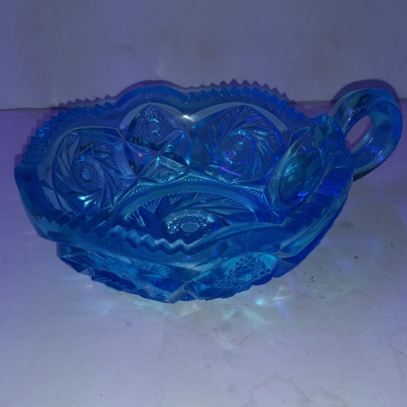 Vintage | Kitchen | Vintage Kemple Glass Mckee Pres Cut Aztec Pattern ...